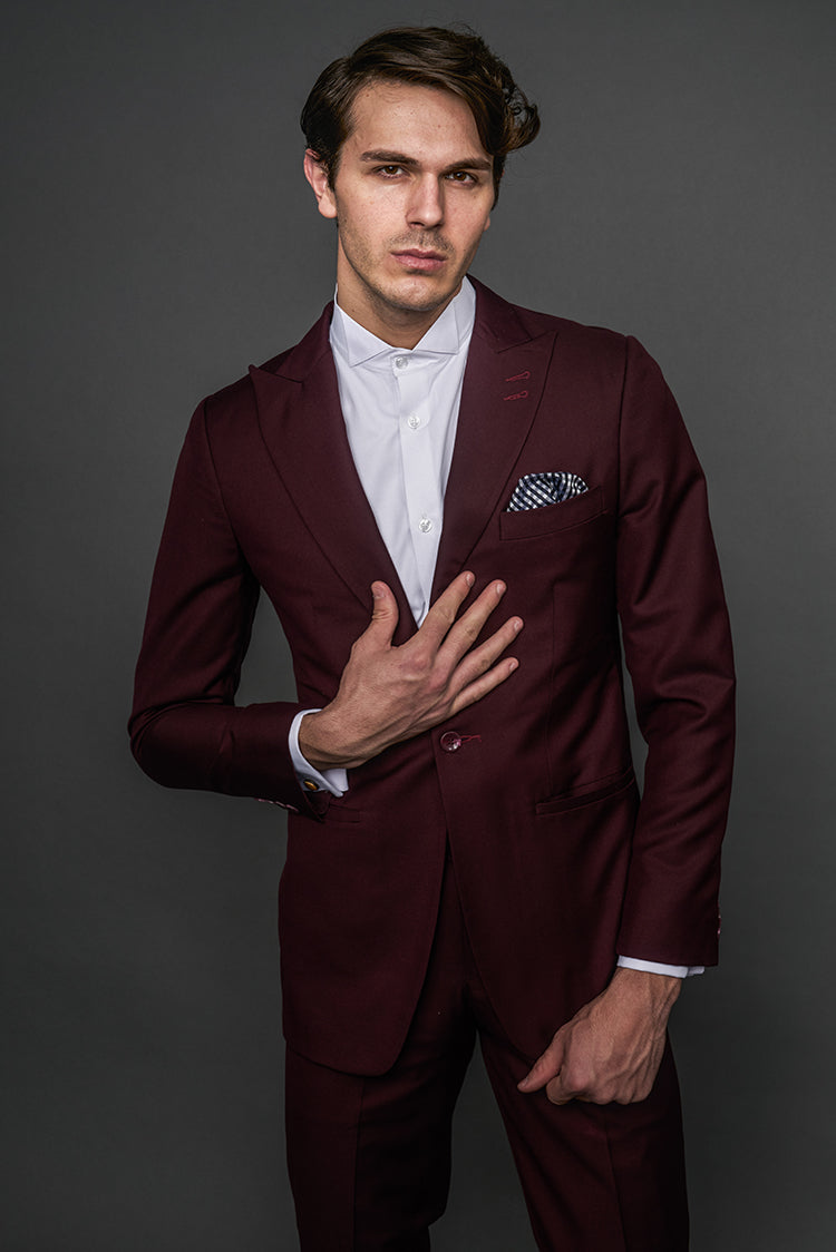 Look 17: WALKER PRE ORDER – Chuks Collins