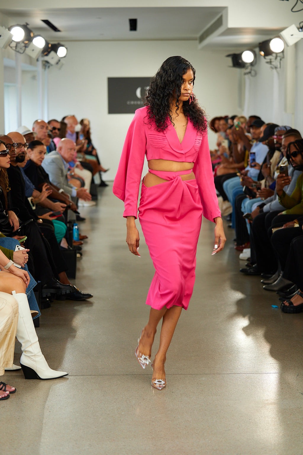 Look 38 Chucks Collins Collection 0012 – Chuks Collins